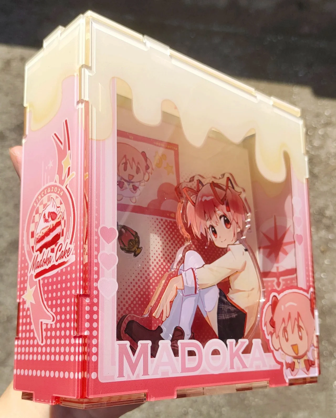 Acrylic Anime Keychain - Customizable Charms & Pendants