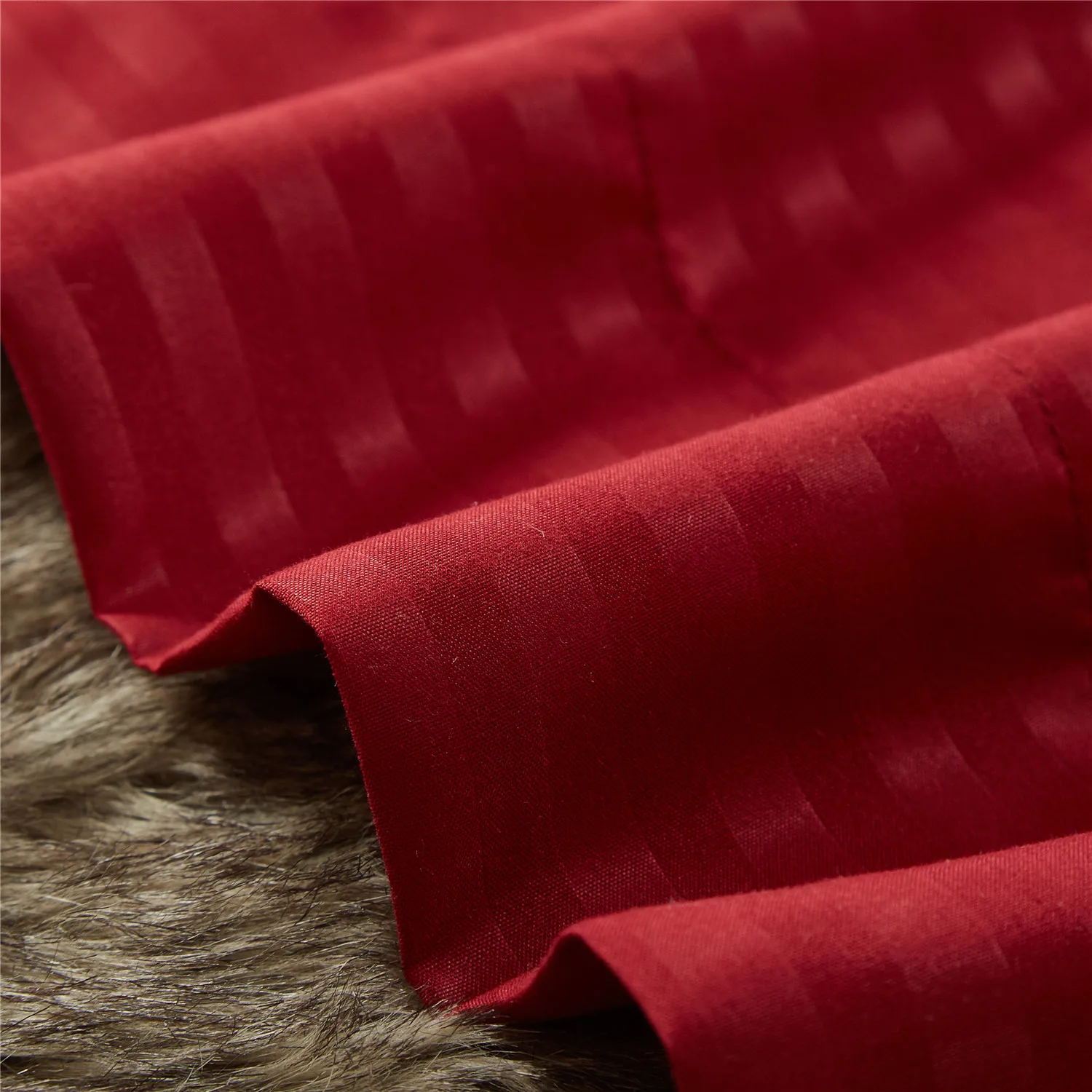 Shop Our Luxury 1800 Ultra-Soft Red Striped Bedsheet Sets