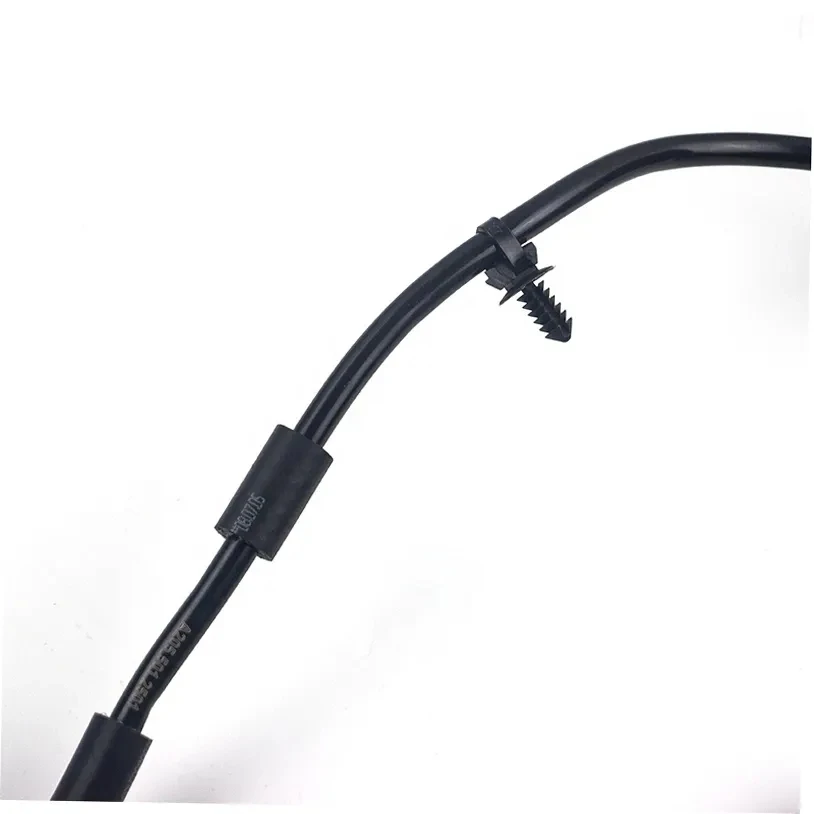 Auto Cooling System Parts - Expansion Tank Pipe 2055012501 for Benz 205