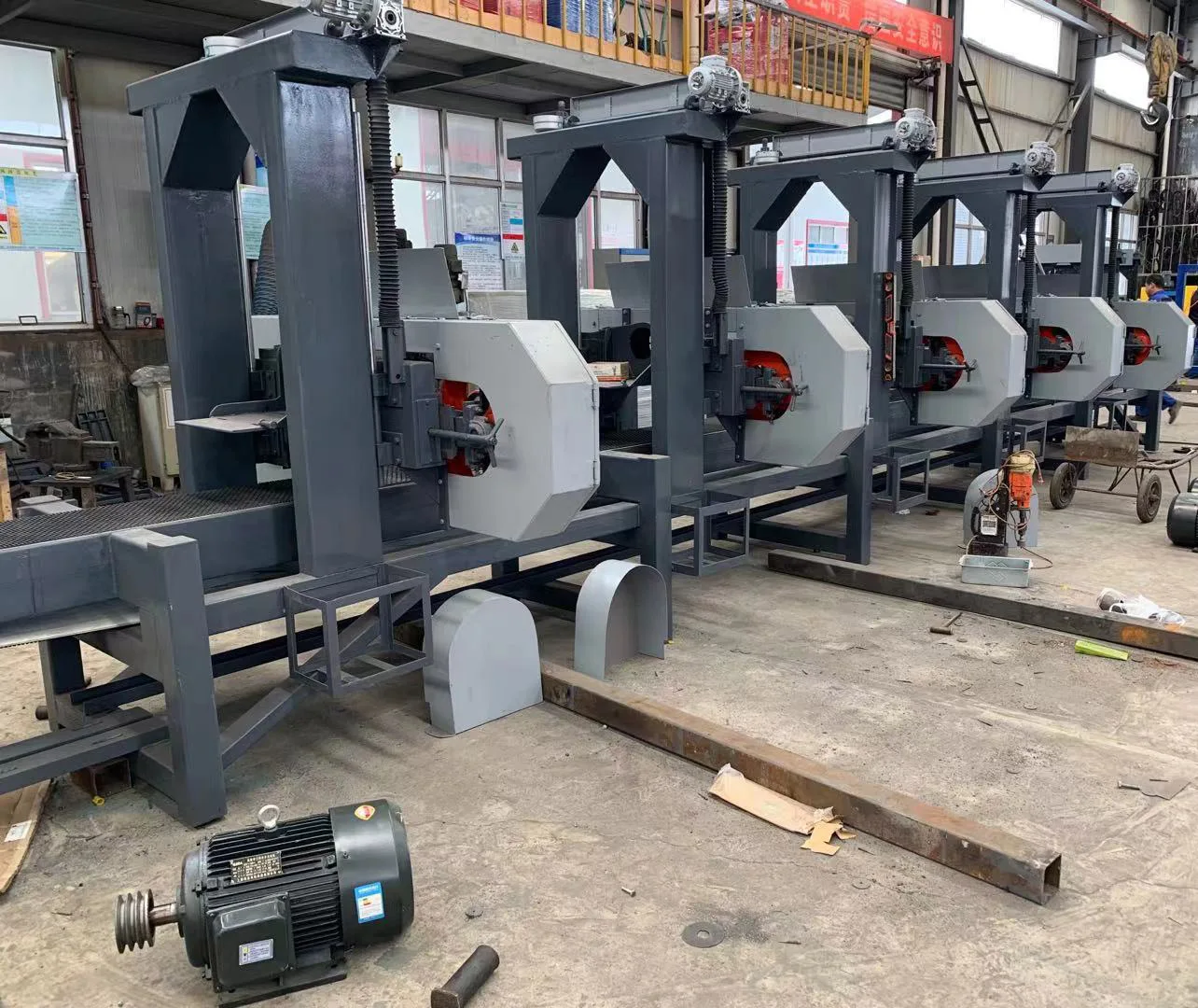 Twin Vertical Wood Resaw Band Saw - Efficient Wood Cutting