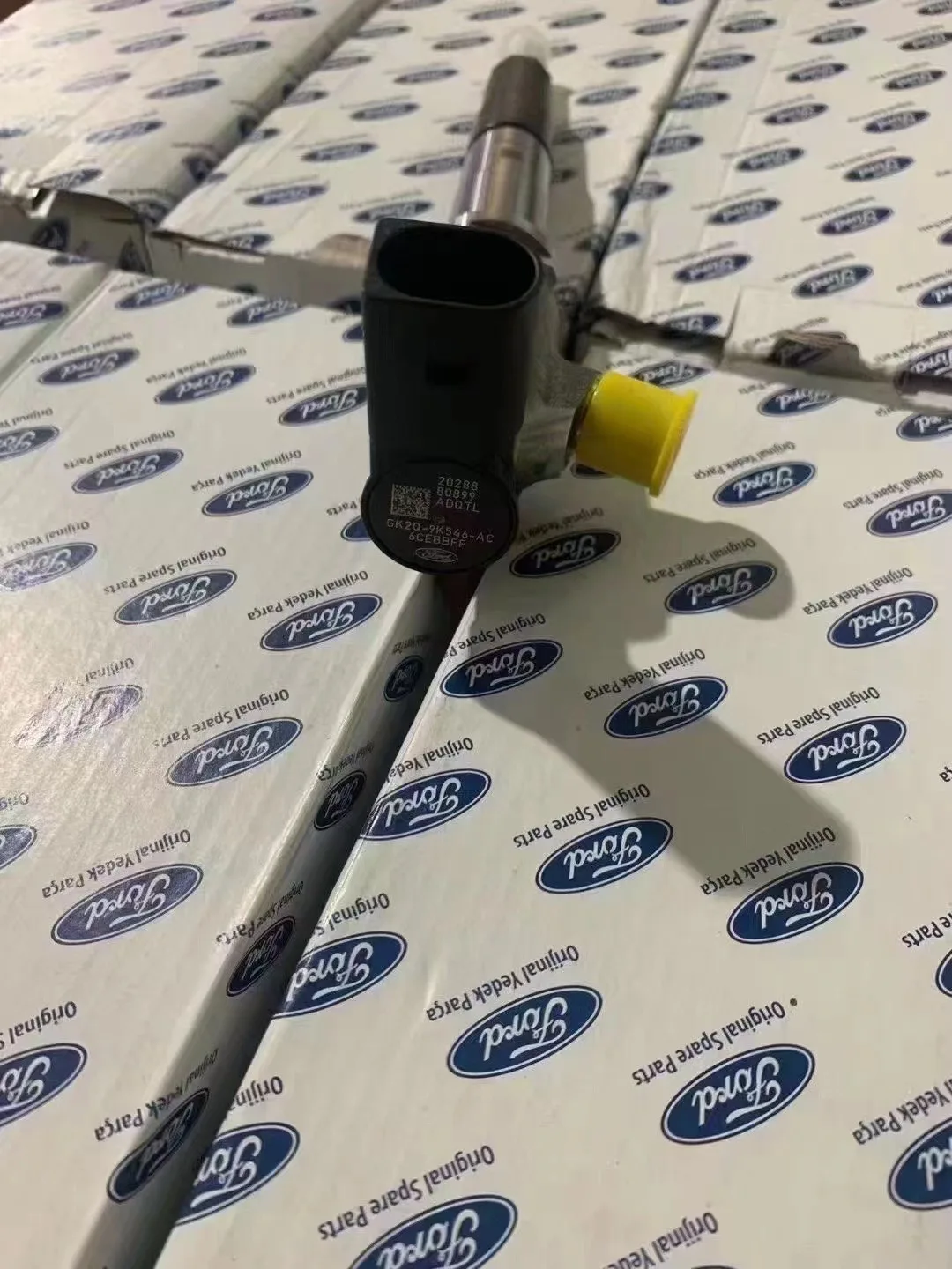 Common Rail Injector Gk2q9k546ad Gk2q-9k546-ad A2c9303500080 Gk2q-9k546 ...