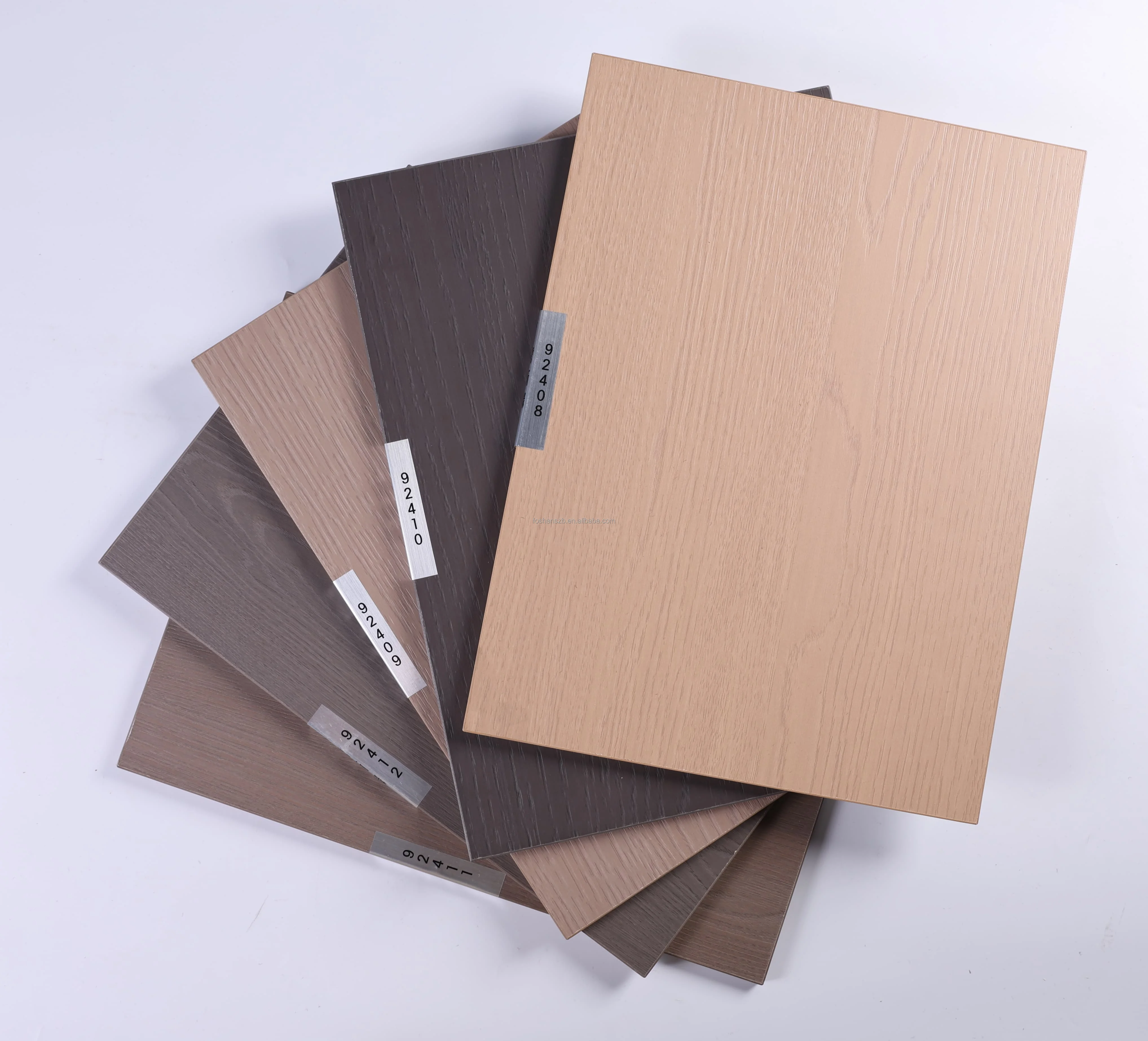 4x8 Laminated Board Plywood Sheets for Furniture & Construction