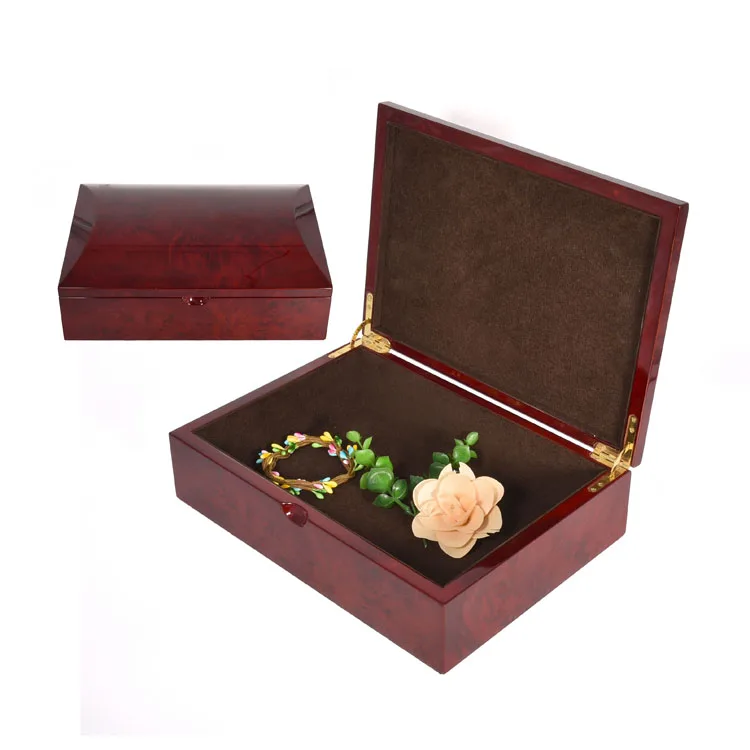 Ksa Riyadh Season Matilda Wooden Chocolate Box Retro Signs Ramadan Box ...