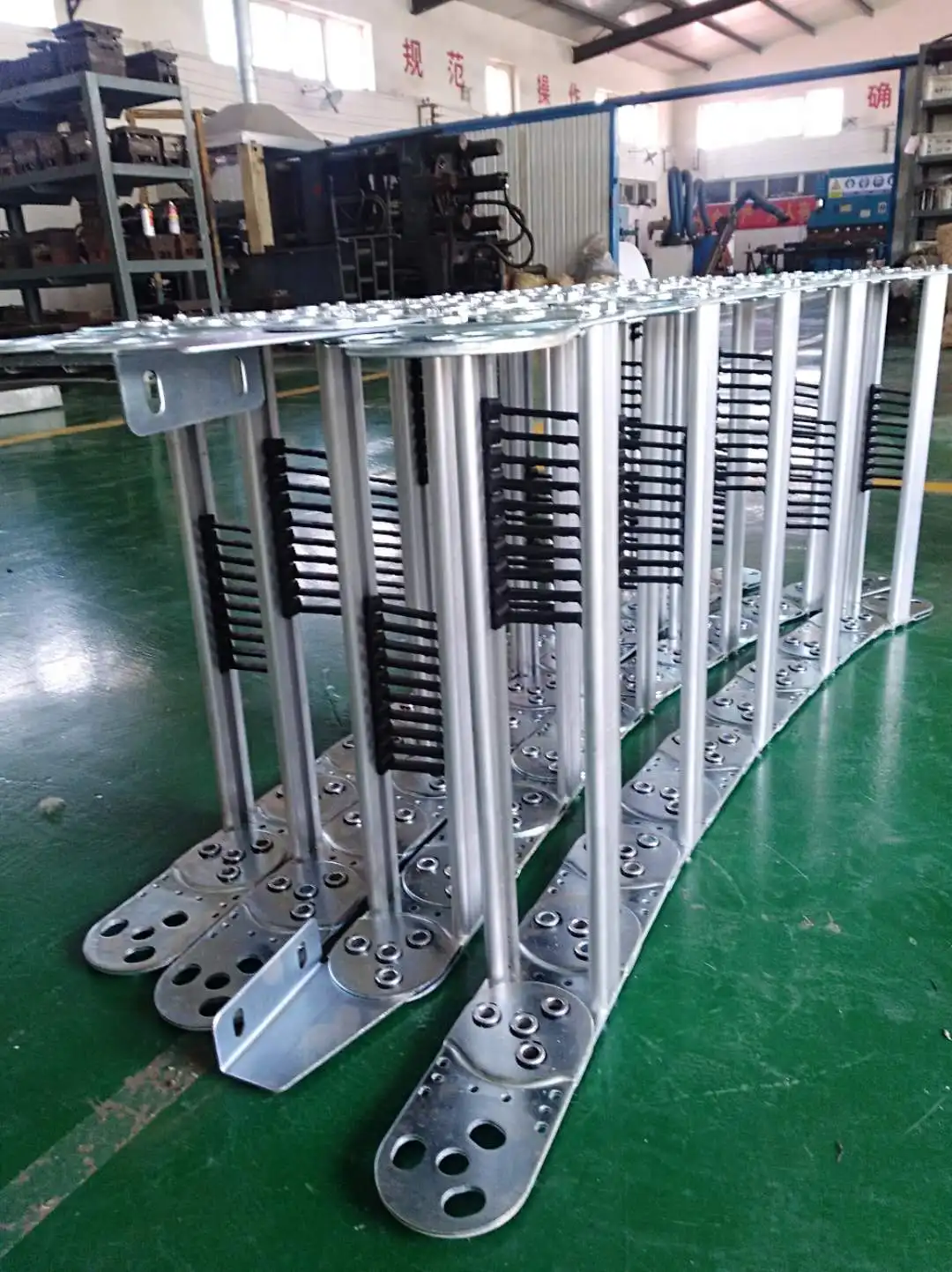 High Quality Flexible Cable Tray with Steel Cable Drag Chain Carrier ...