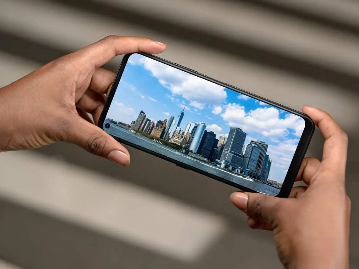 Nokia 8V 5G - Refurbished Mobile Phone with 6.8-Inch Display