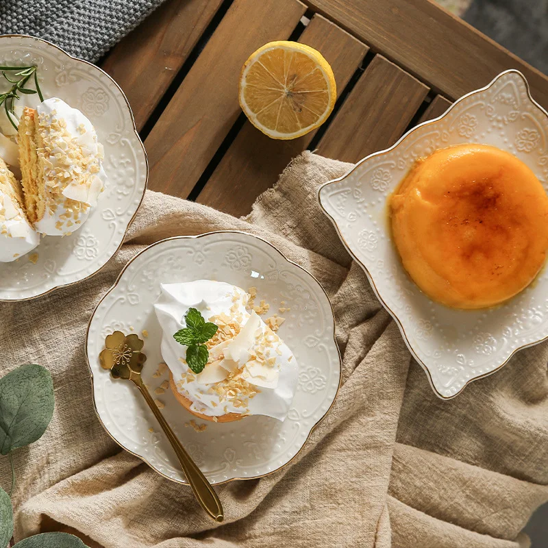 Luxury Embossed Porcelain Dinner Plates Gold Rim Ceramic Plate ...