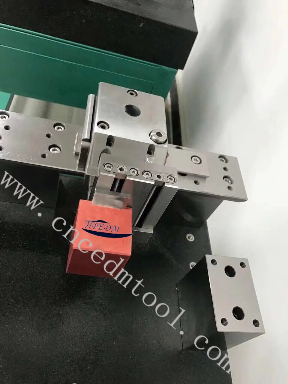 Hedm System 3r Wire Edm Swivelling Element He-r07040 3r-203 - Buy ...