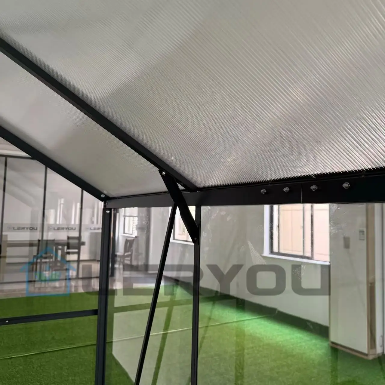 Outdoor Aluminum Frame Glass T-Shape Greenhouse for Garden