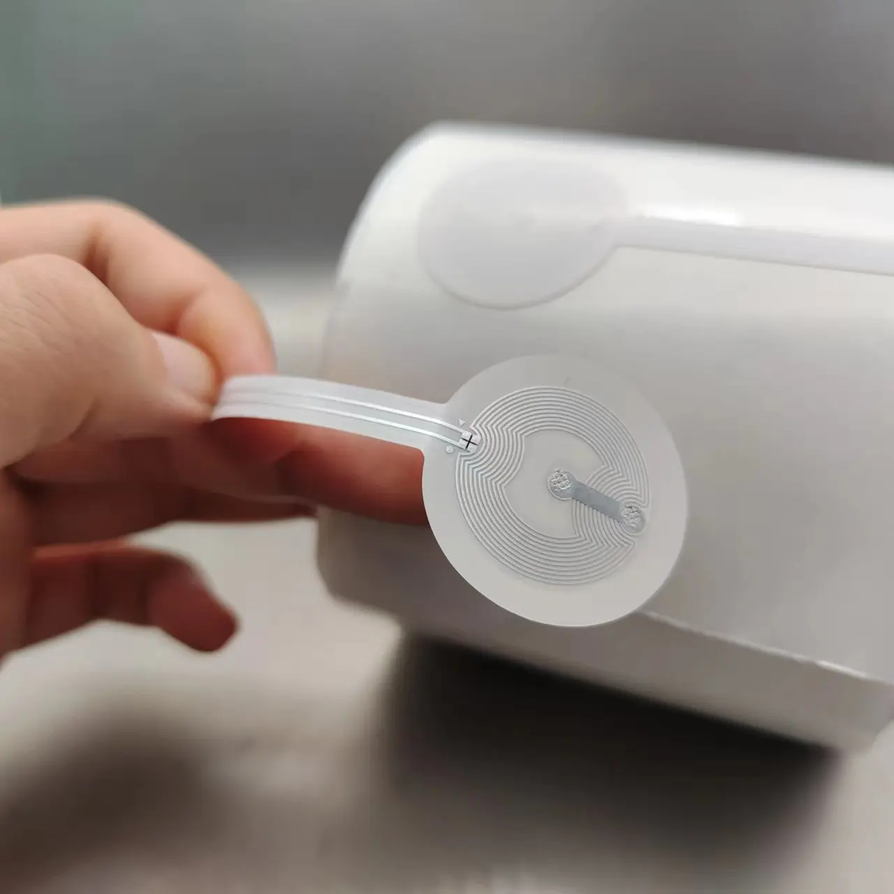 ISO14443A Fragile 424 TT/213 TT NFC Tags for Anti-counterfeiting