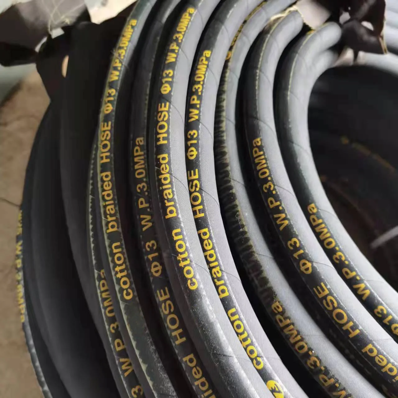 Best Flexible Roll up Industrial Rubber Hose - Compressed Air & Water Hose