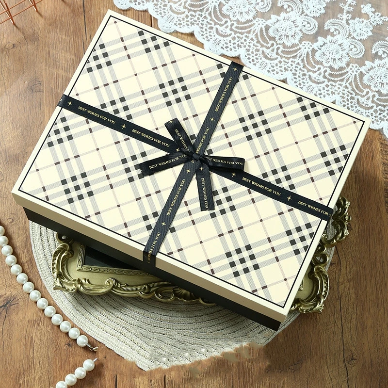 Custom Luxury Plaid Rectangle With Hand Gift Box Christmas Birthday ...