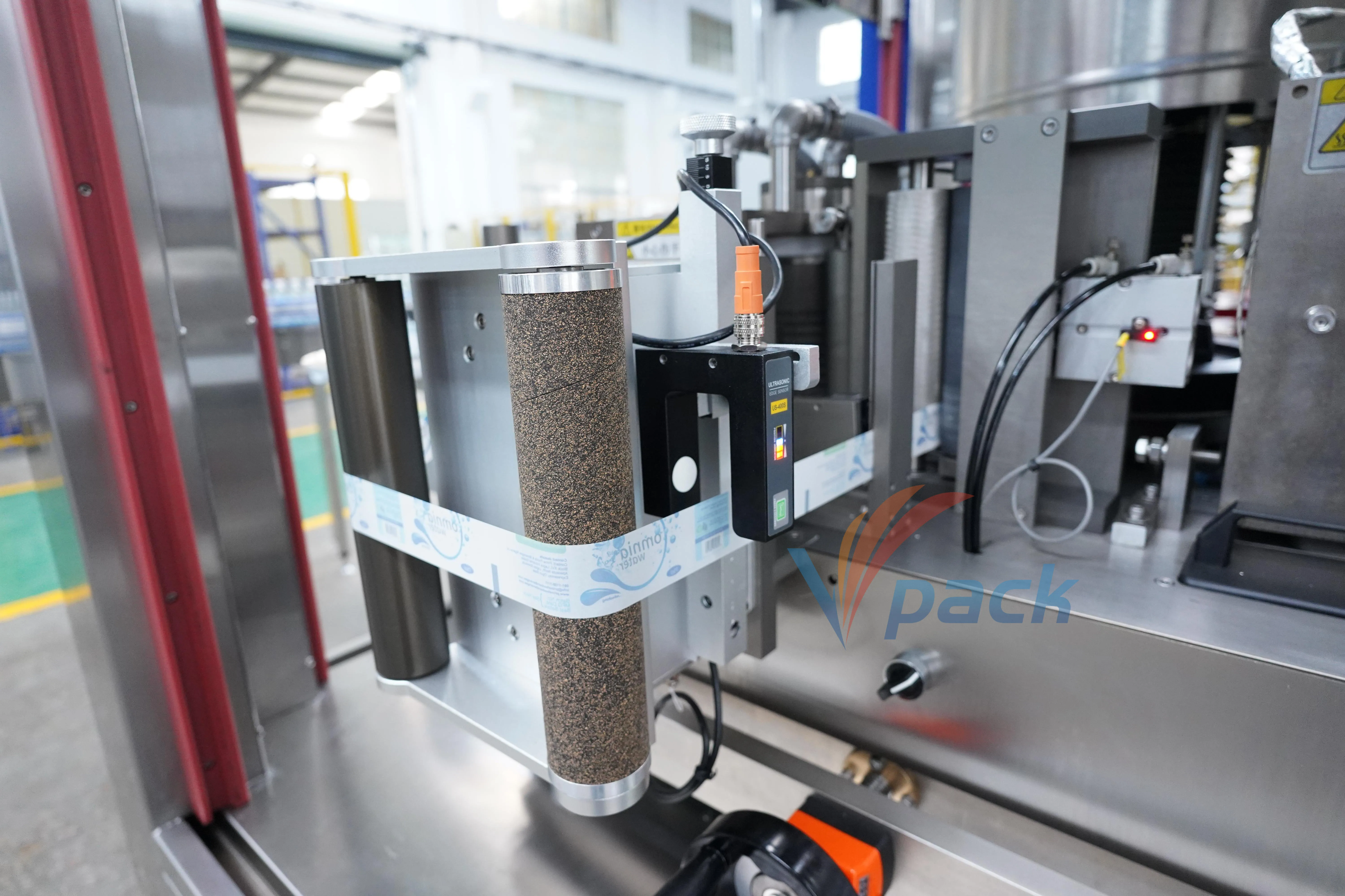 Automatic 5 Gallon Barreled Neck Labeling Machine For Bottle Shrink ...