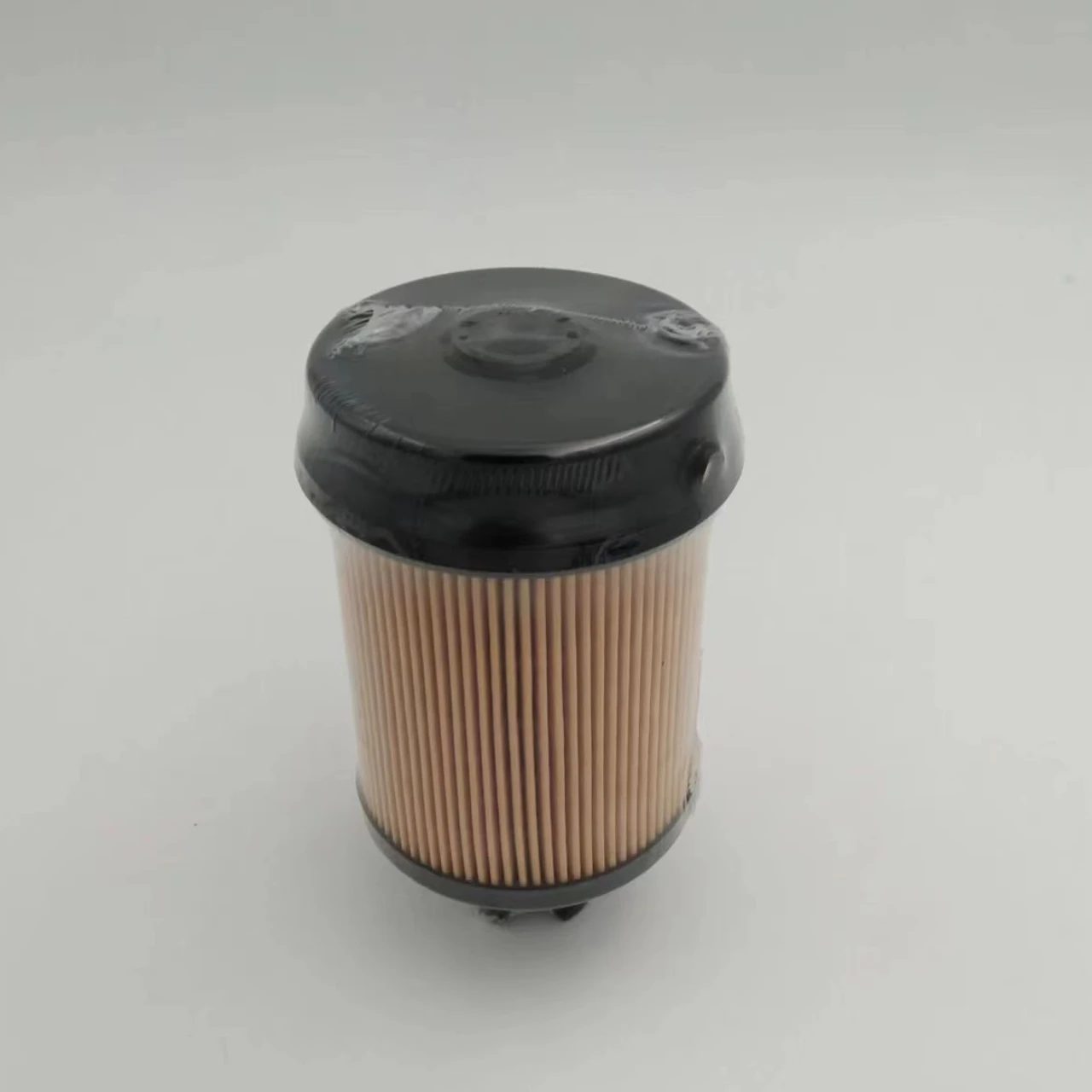 Factory Price Automotive Spare Parts Truck Diesel Engine Fuel Filter ...