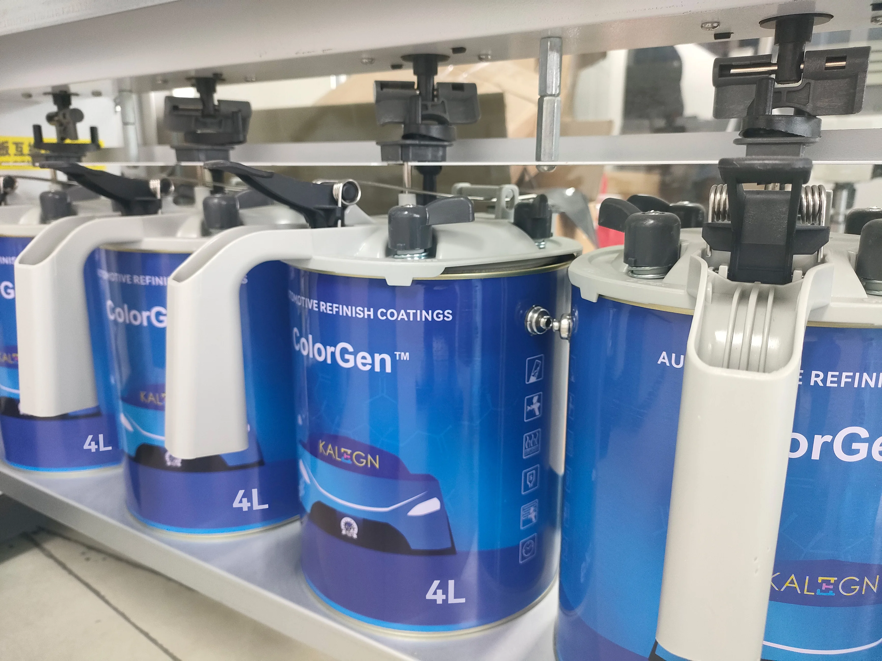 Paint Mixing Lids - Efficient Car Paint Mixing System