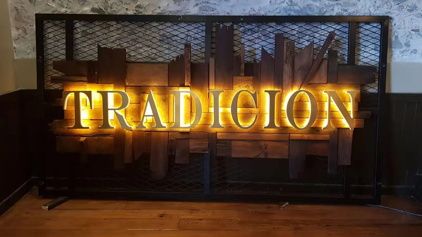 Custom Infinity Wall Mirror - Infinite Sign 3D Mirror