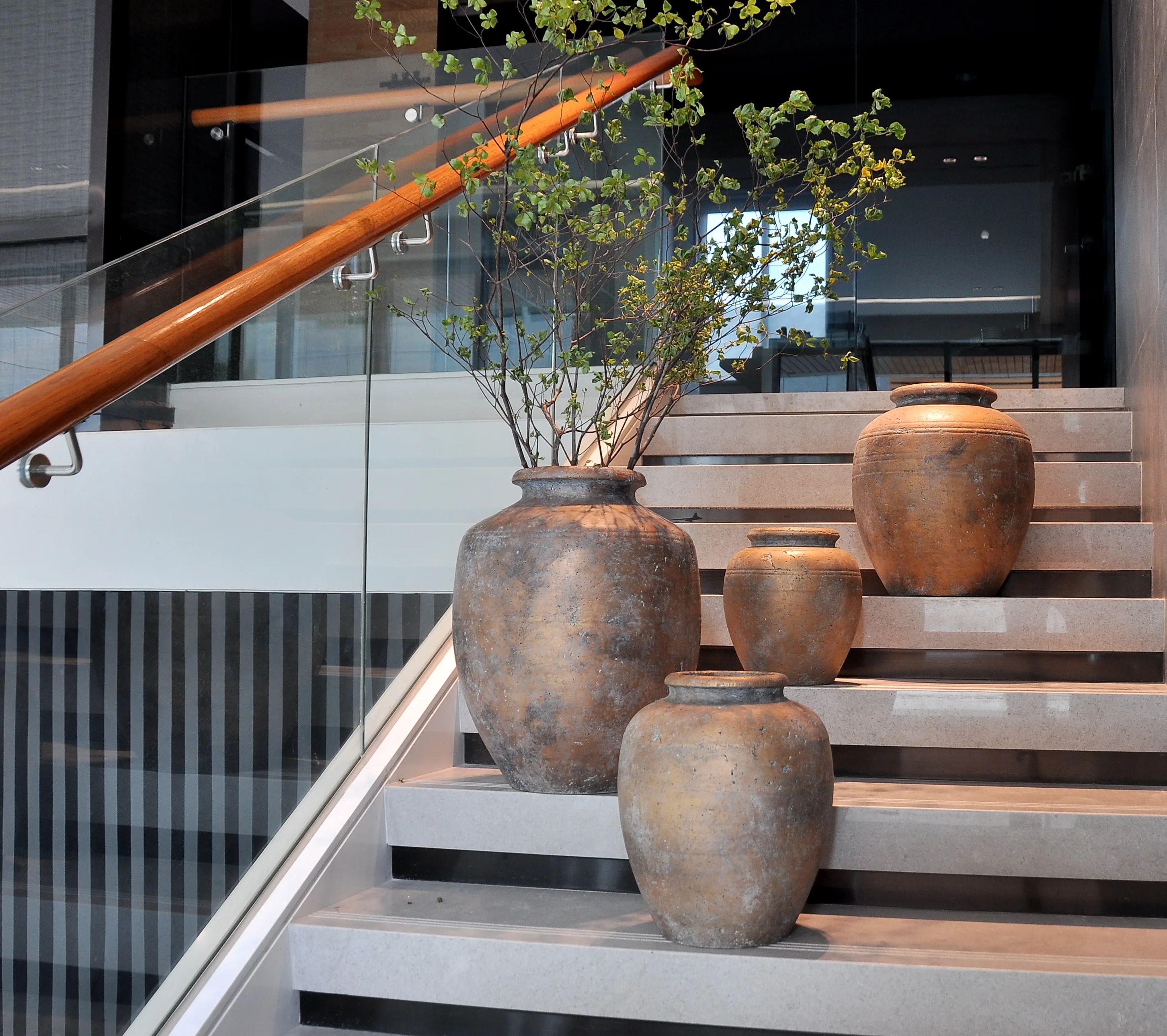 Retro Modern Rustic Farmhouse Pottery - Decorative Vases