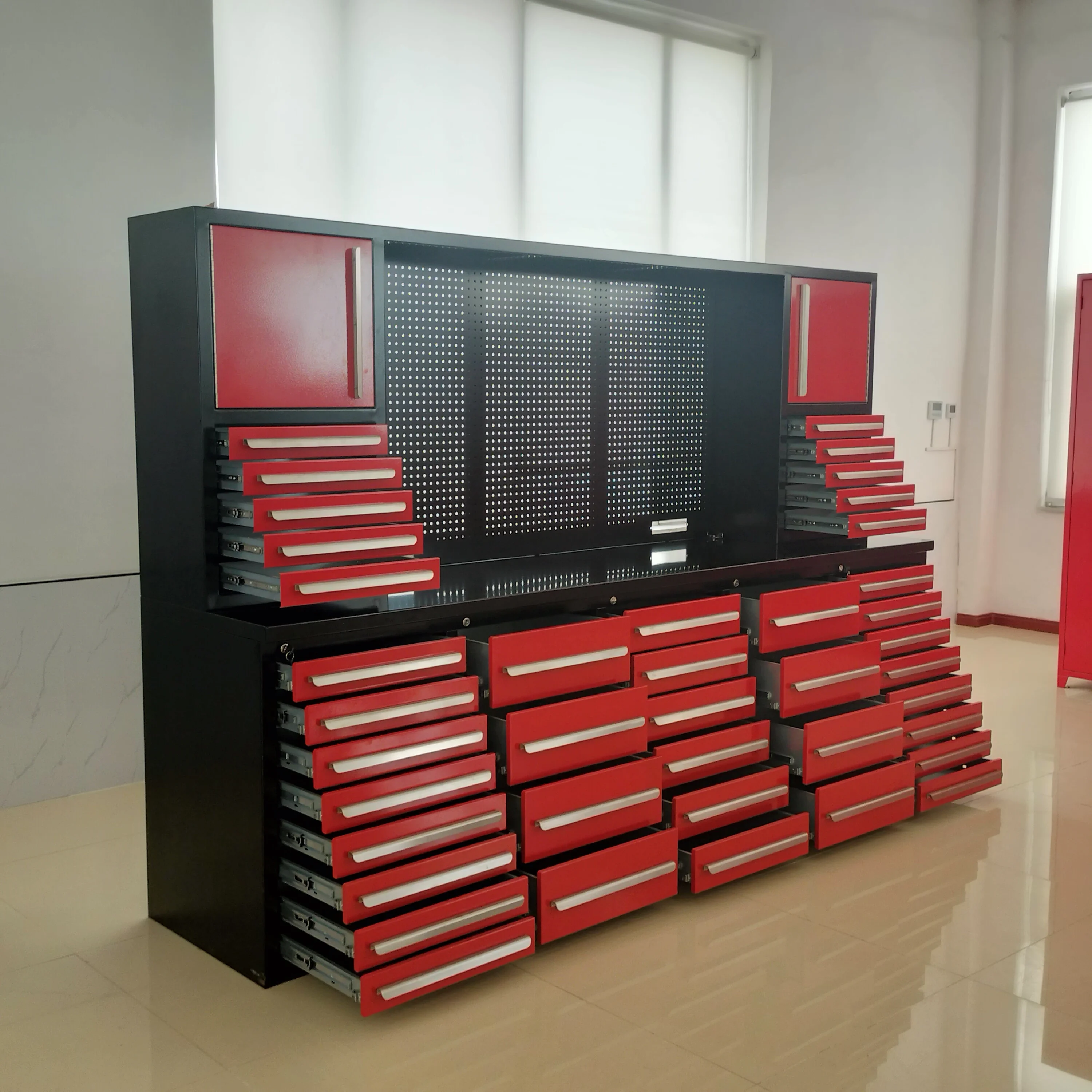 Wholesale Tools Storage Cabinet with 30 Drawers - Secure & Durable