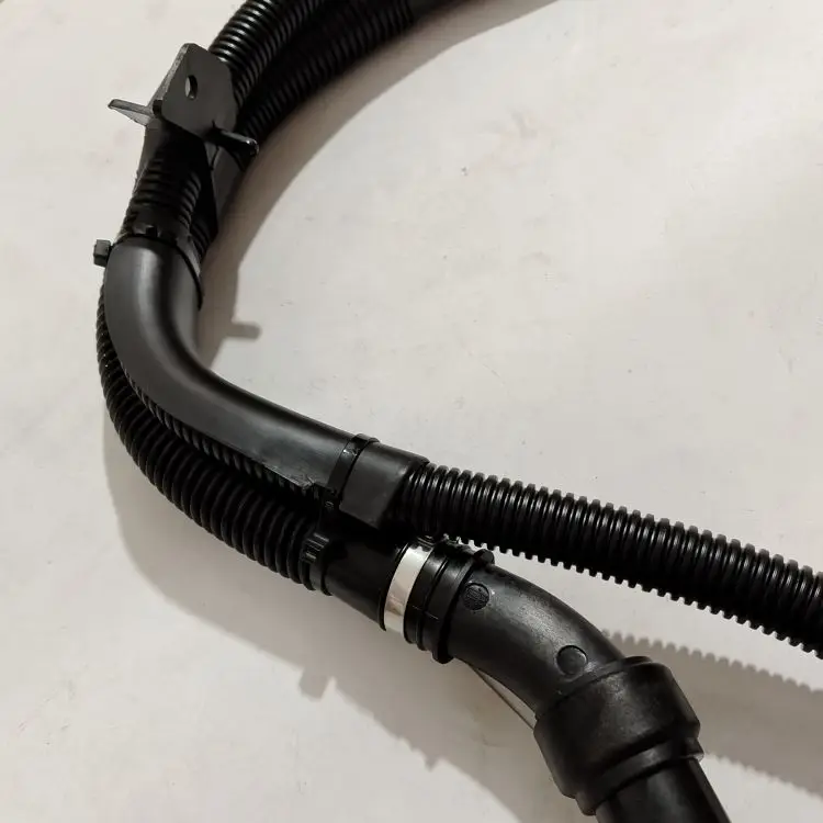 Chevrolet Lacetti Fuel Tank Filler Inlet Neck Pipe 96553811