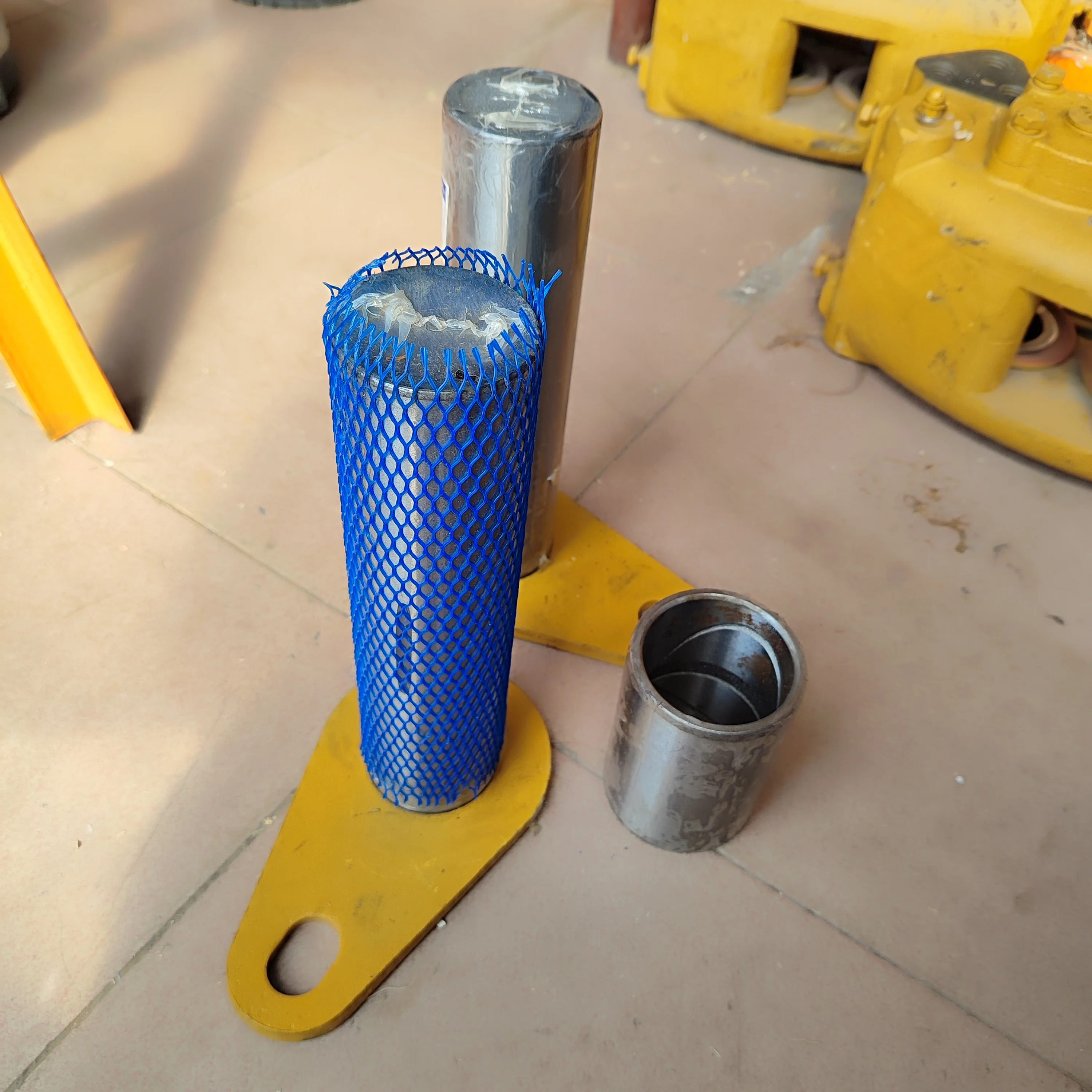 Excavator Crane Construction Machinery Spare Parts Bucket Pins Bushings ...