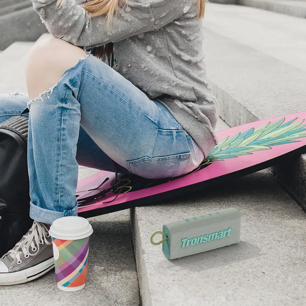 20 Hours of Long Playtime Bass Boombox Tronsmart Trip Waterproof ...