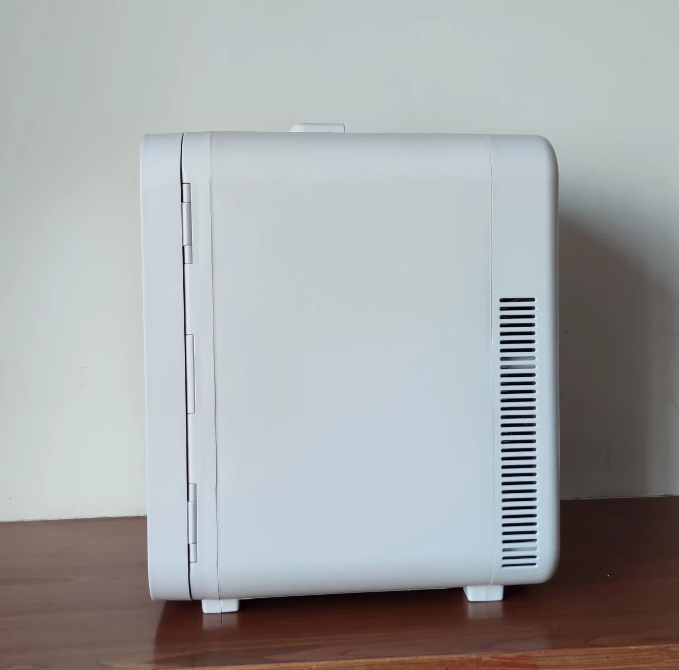Ambiano LED Air Cooler - Portable Mini Fridge Solutions