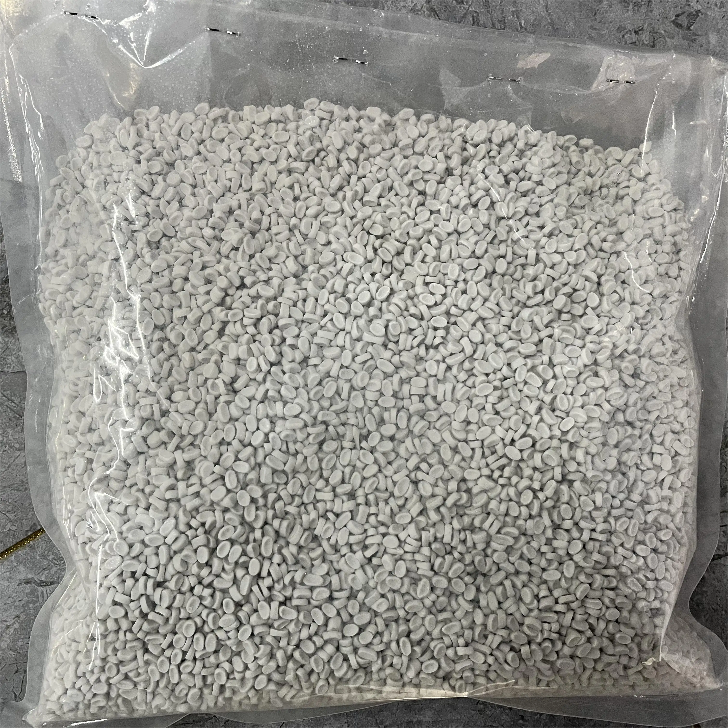 Chemical Stability Na2so4 Filler Masterbatch For Plastic Pots Sodium ...