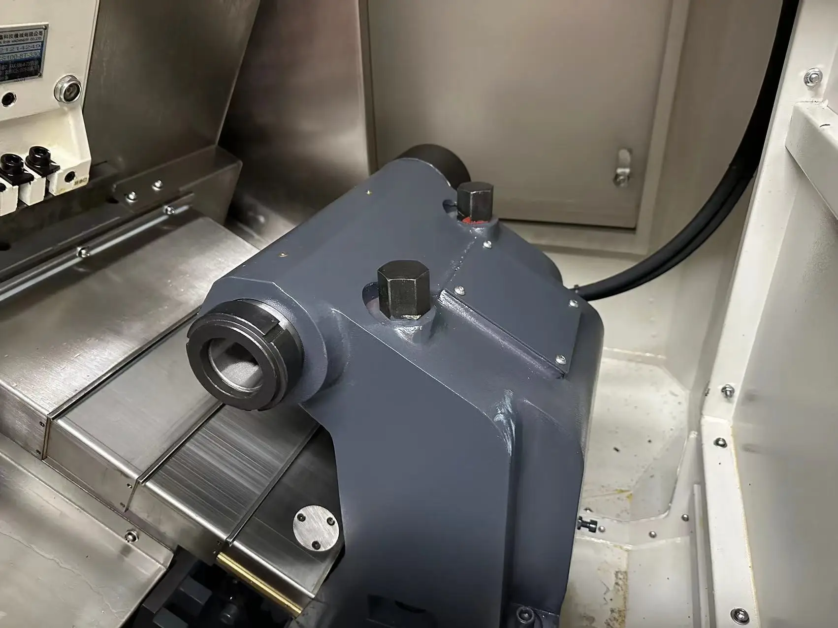 Multifunctional GSK CNC Control System - High Precision Lathe