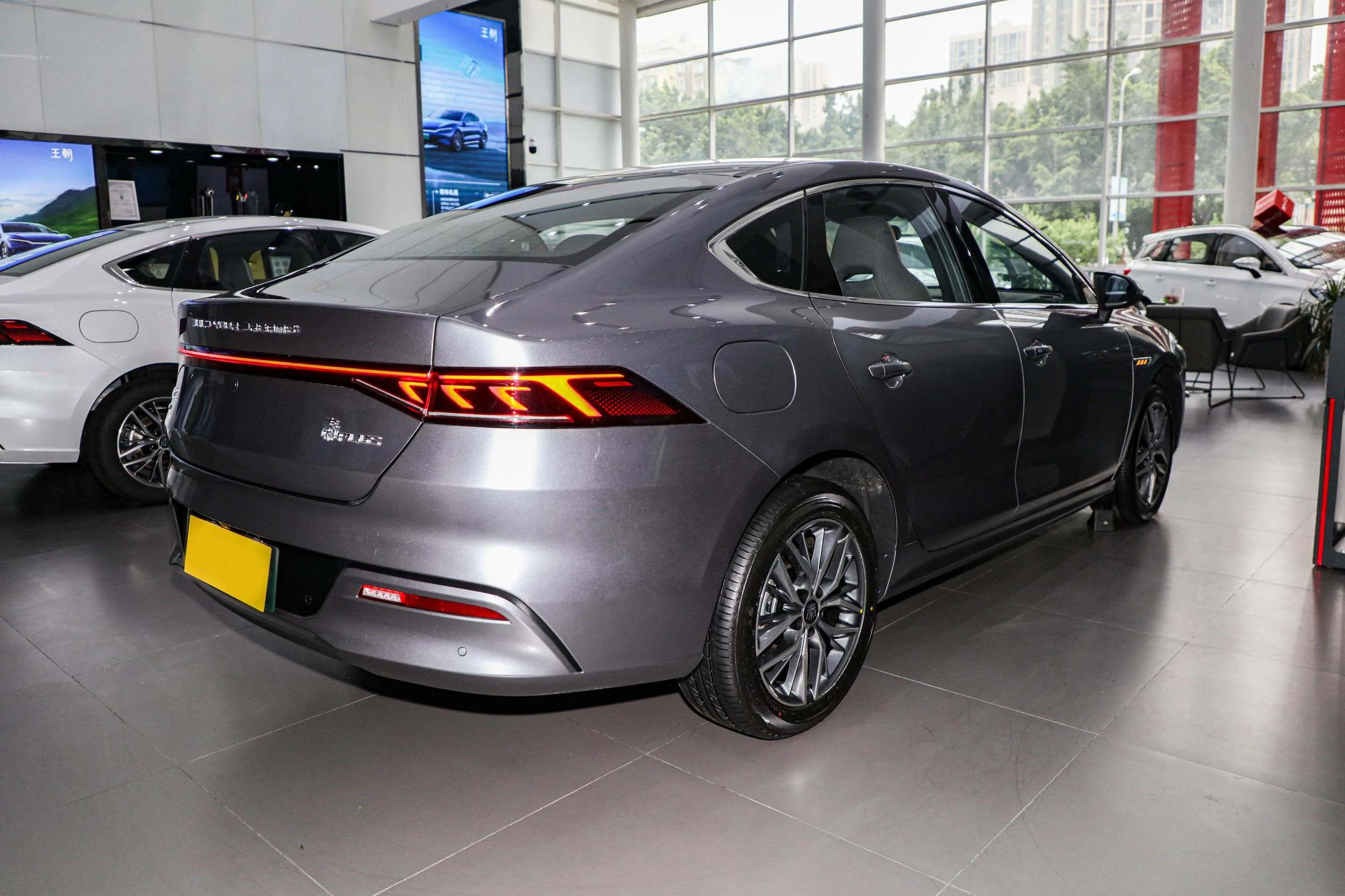 Personal Electric Car Byd Qin Plus Ev Electric Vehicles Car - Buy Byd Qin Plus Ev 400km,Byd Qin ...