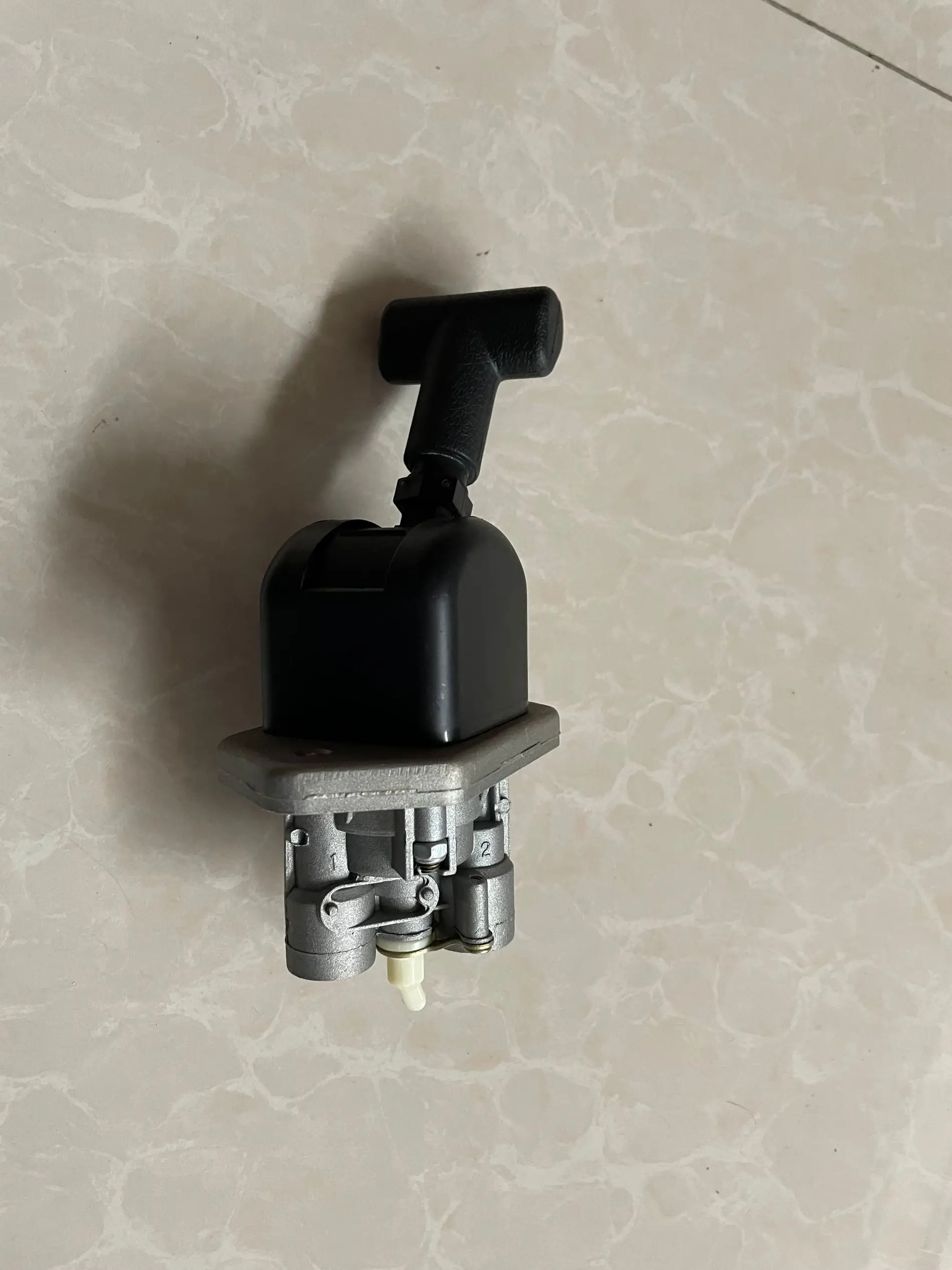 Air Brake System Parking Brake Valve For Man/iveco 9617222580 - Buy Air ...