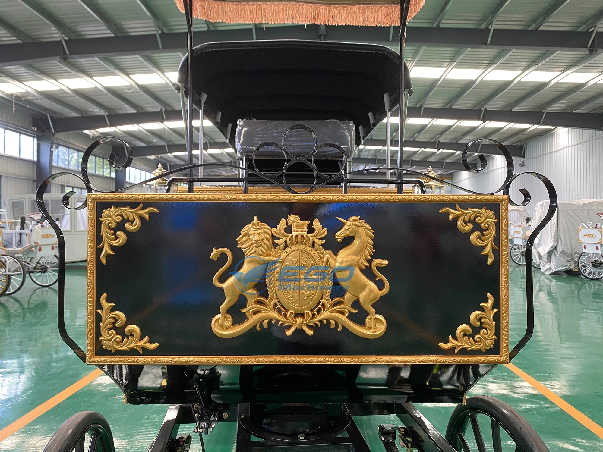Sightseeing Carriage Electric Carriage Classic Three-row Steering Wheel ...