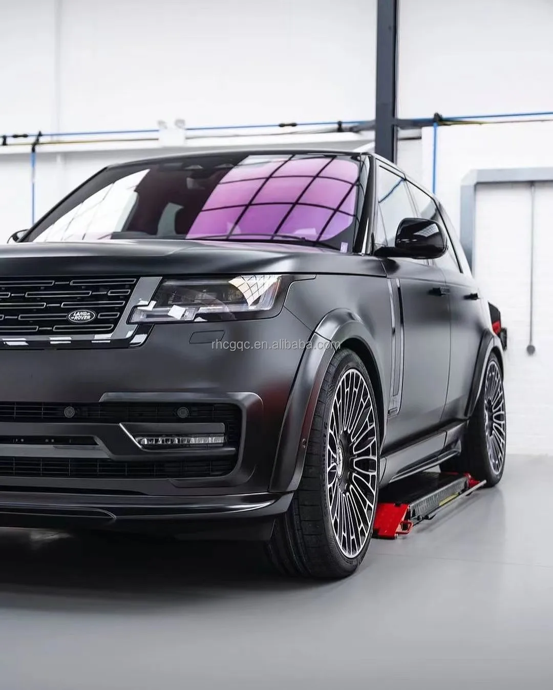 Land Rover Range Rover Carbon Fiber Body Kit - 1016 Style