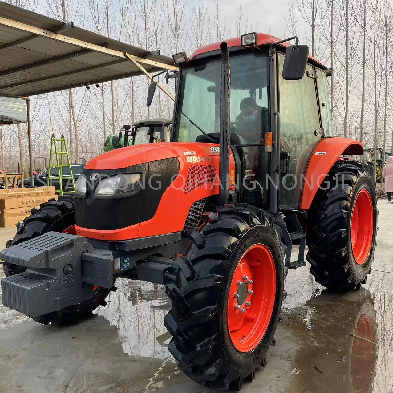 Japan Tractor Brands Kubota Mini M954kq 95hp Tractor With Radial Tires ...