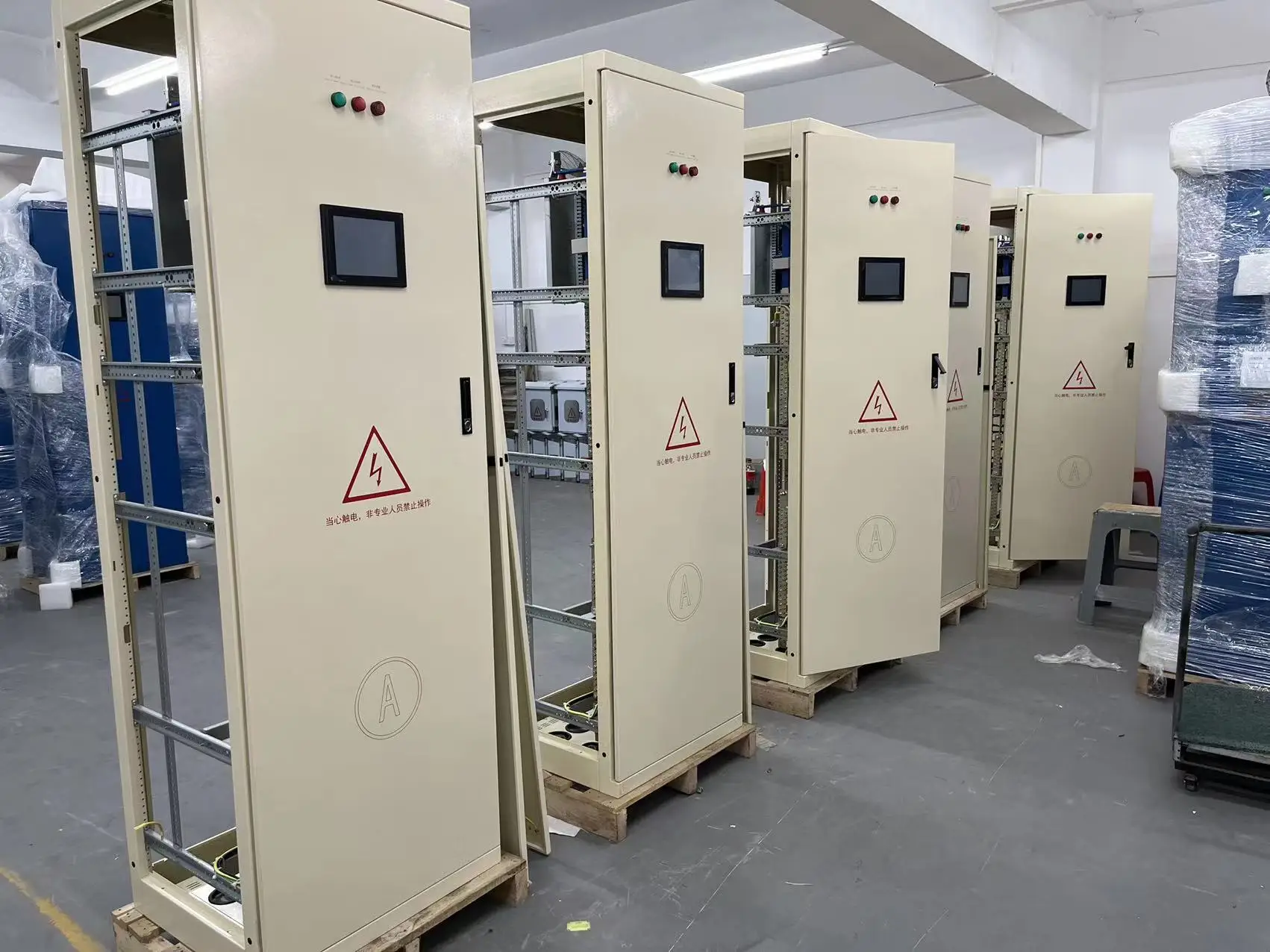 China Power Panel 800A 1200A 3000A Transformer 415V LV PDU
