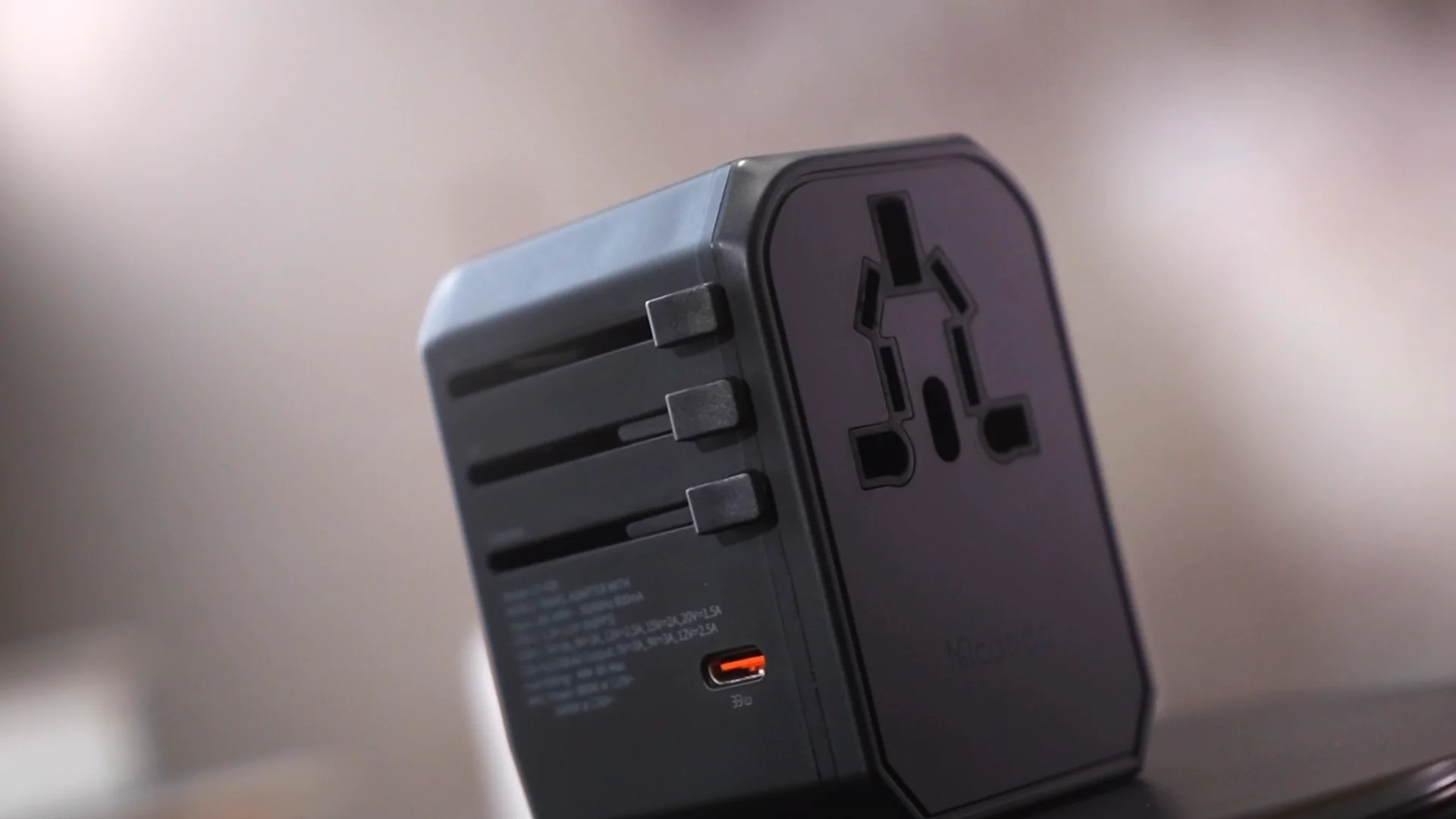 Mcdodo Global Travel Adapter 33w Pd Usb-c Type 3 Ports Ac Plug 18w 27w ...