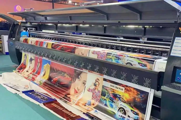 Outdoor Printing PVC Lona Rolls - Advertising Material