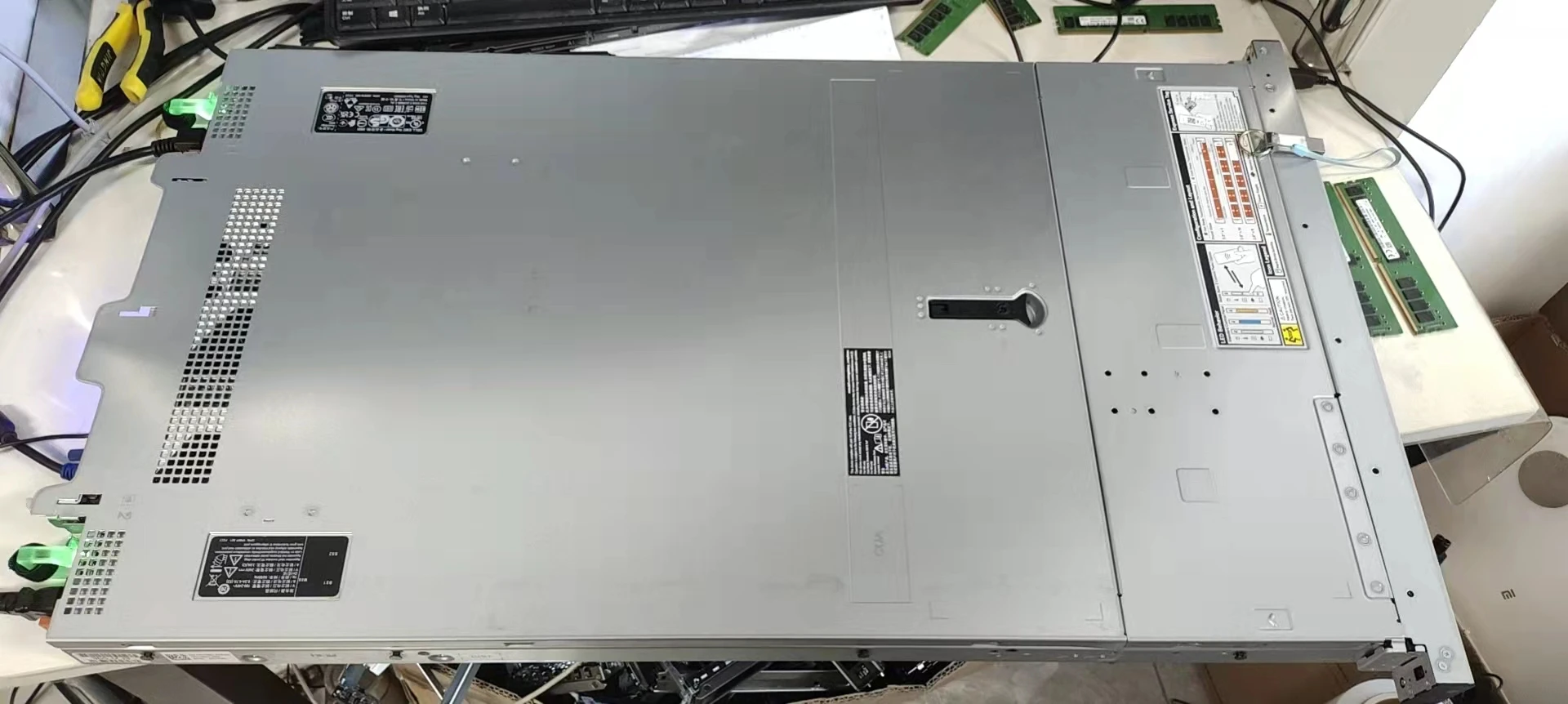 2023 New Brand Dells Poweredge R660 1u 2-socket Rack Server R660 - Buy ...