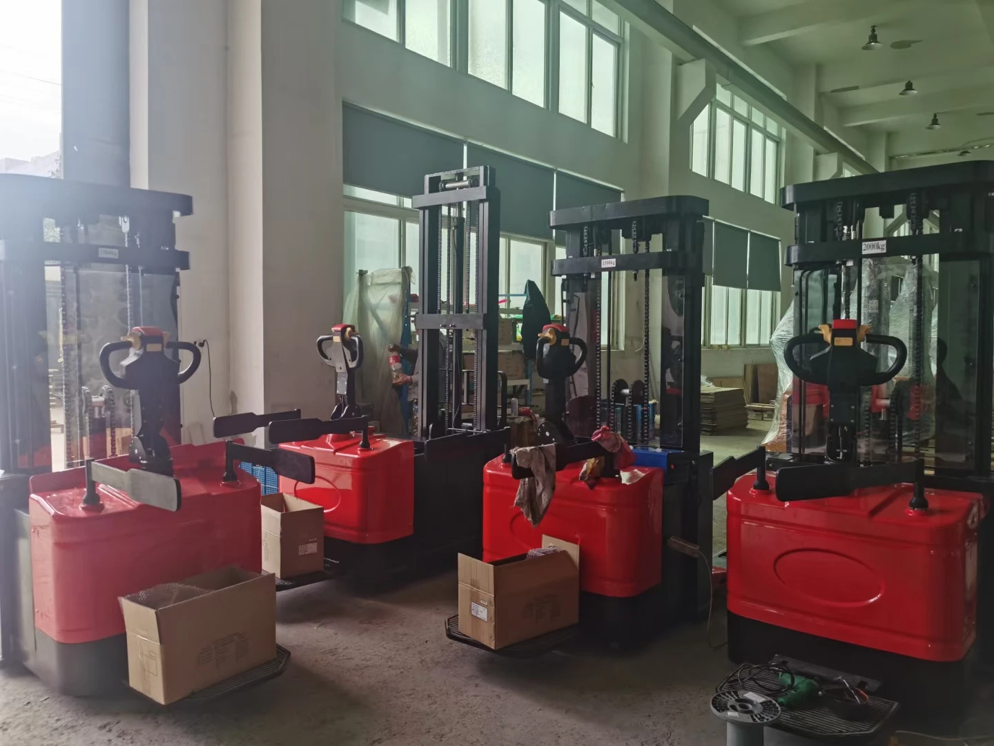 High Efficiency Self Loading Handling Stacker Forklift Double Forks ...