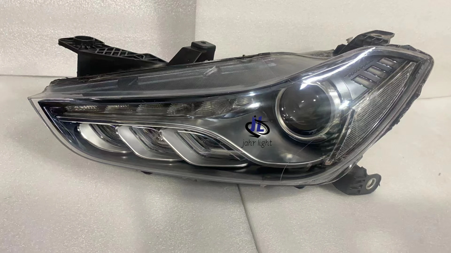 High Quality Headlight Original Xenon Car Headlight For Maserati Ghibli ...