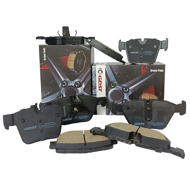 Gdst D1592 Gdb7742 D1060-1hj0a D1060-ed500 Dust Less Brake Pads High ...