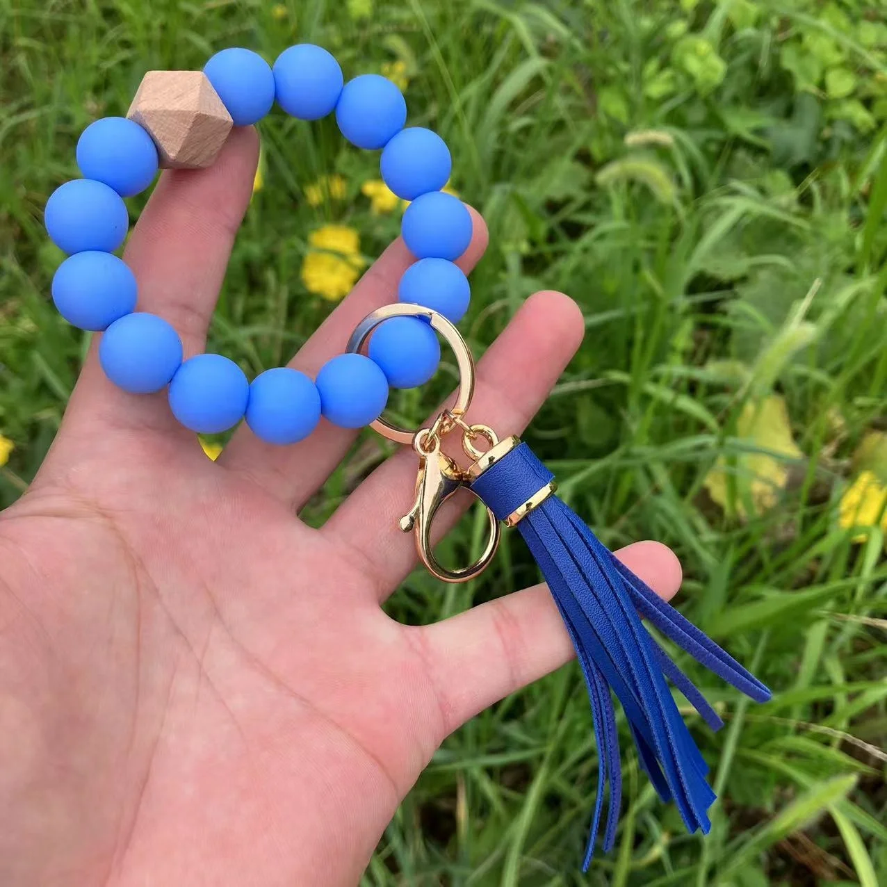 Silicone Bead Keychain Wristlet With Pu Tassel For Woman Silicone ...