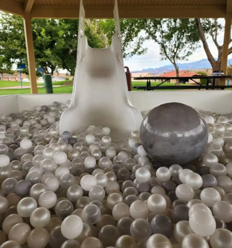 High Quality Wood White Large Ball Pit Rental XL 8ft 10ft