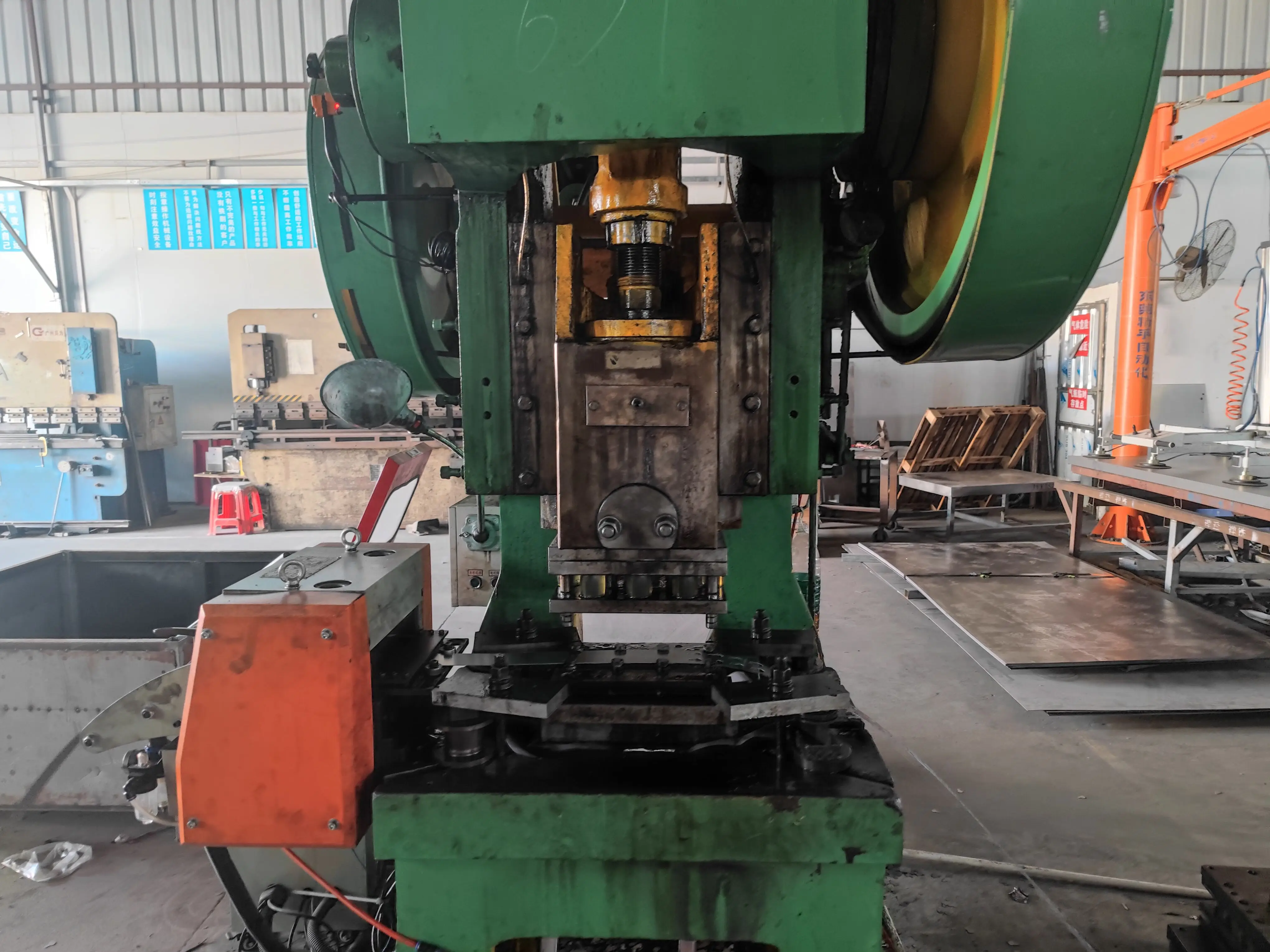 Metal Steel Shelf Easy Assemble Slotted Angle Shelving Bolt Stacking ...