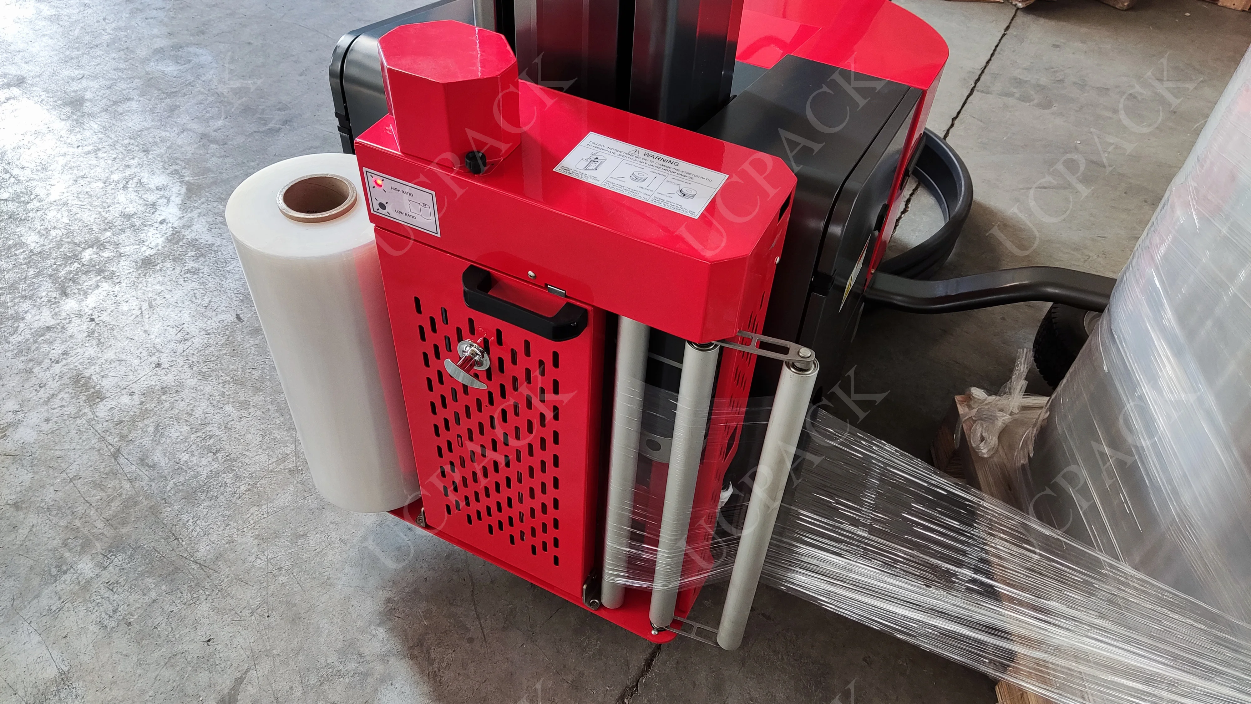 Self Propelled Mobile Manual Robot Pallet Stretch Film Wrapper