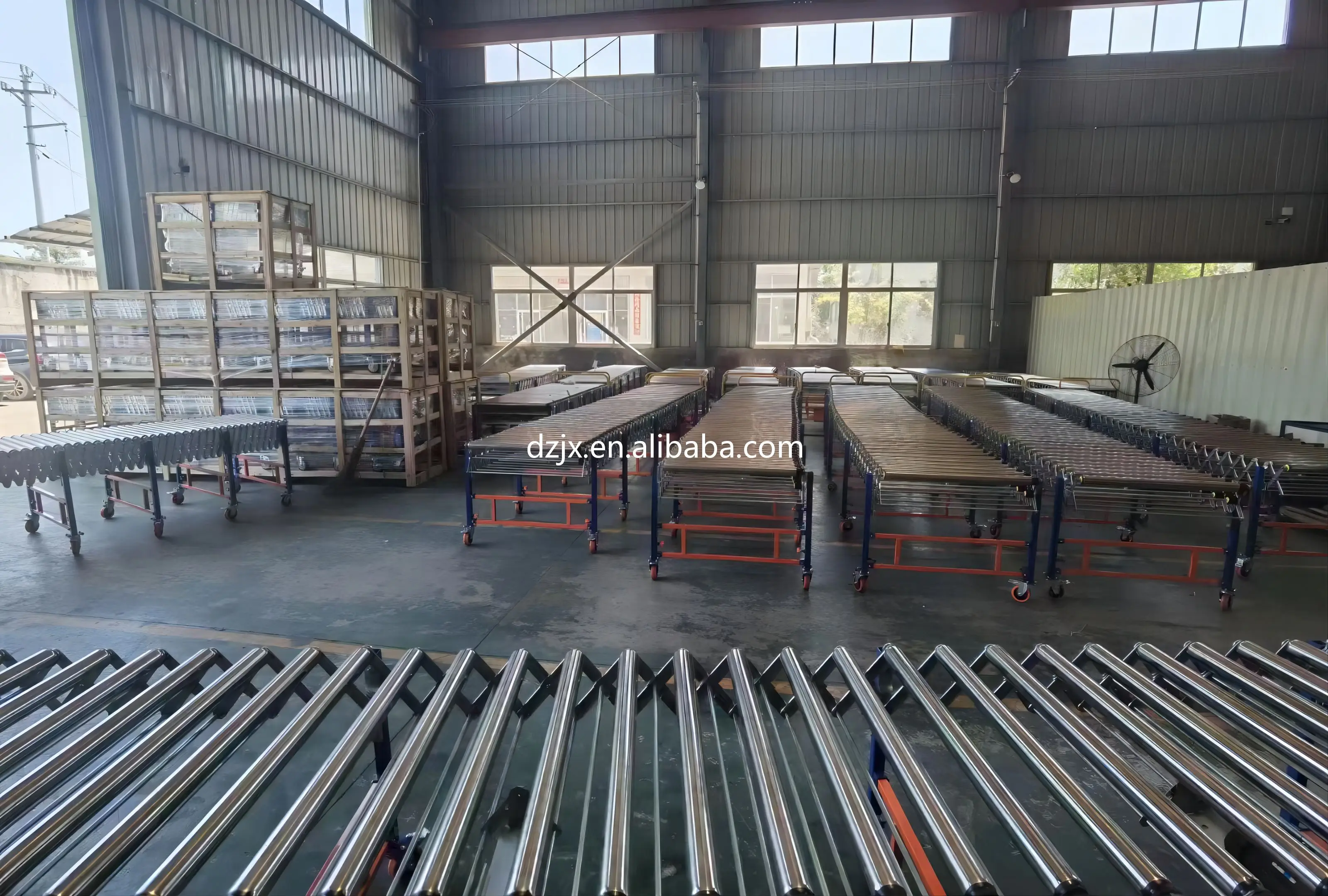 DZJX Flexible Gravity Expandable Conveyor with Protection