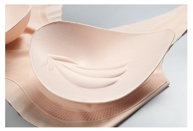 Woman Large Maxi Bras Sexy Seamless Wire Free Push Up Bra Plus Size ...