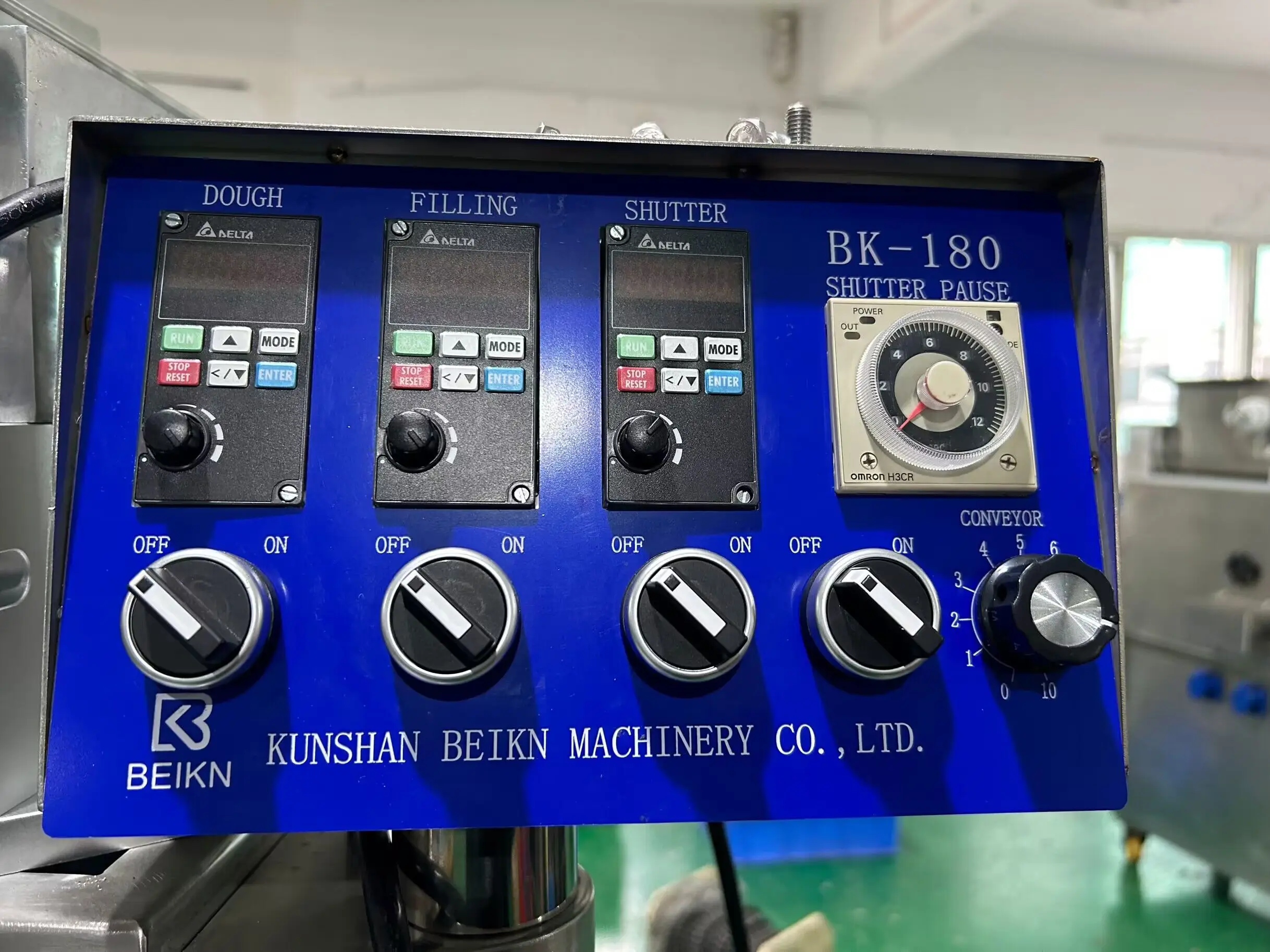 Efficient Date Bliss Ball Machine - Low Noise & High Output