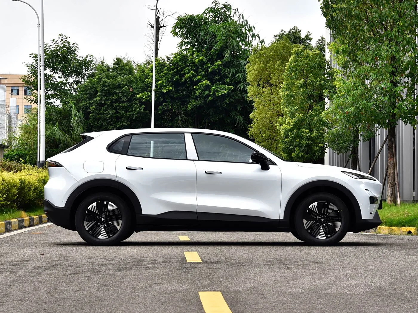 2026 Shenlan S05 Hybrid Range-Extend RWD SUV Vehicle High Speed Compact SUV Changan Electric Car ...