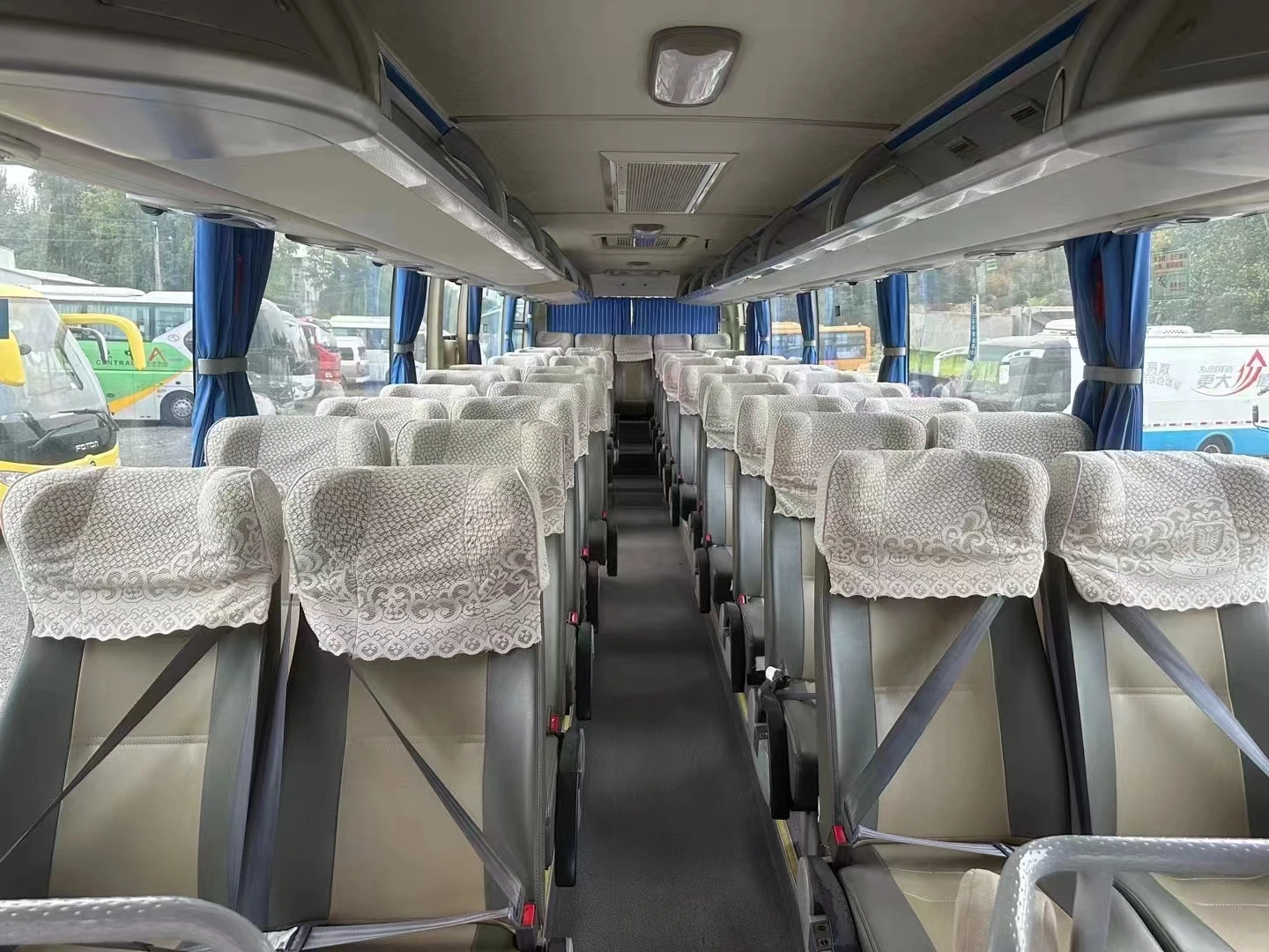 Cheap Price Luxury Left Hand Drive Bus Yu Tong Brand