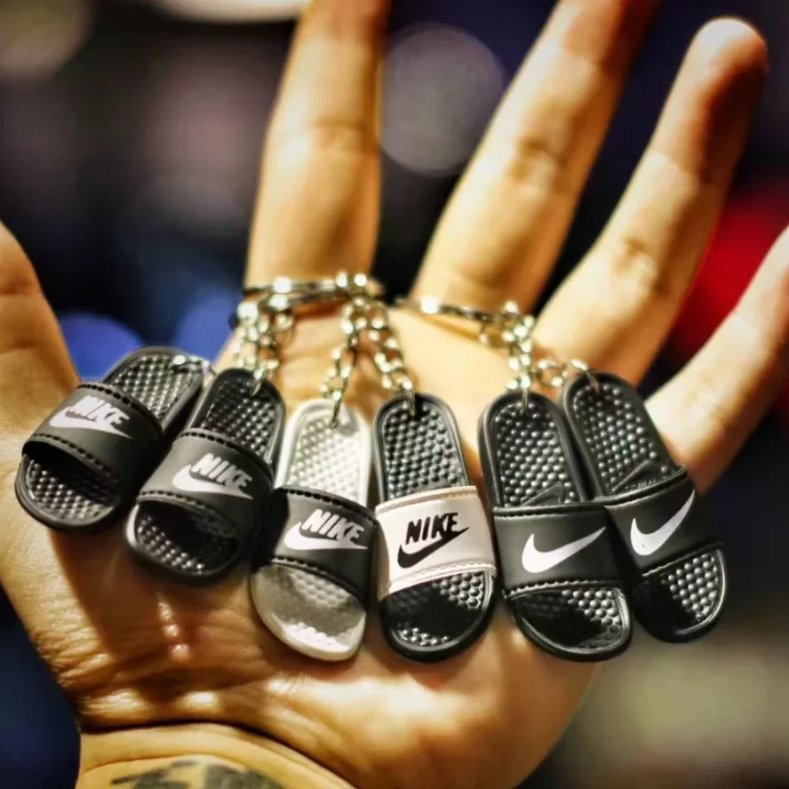 Nike Slides Keychain | atelier-yuwa.ciao.jp