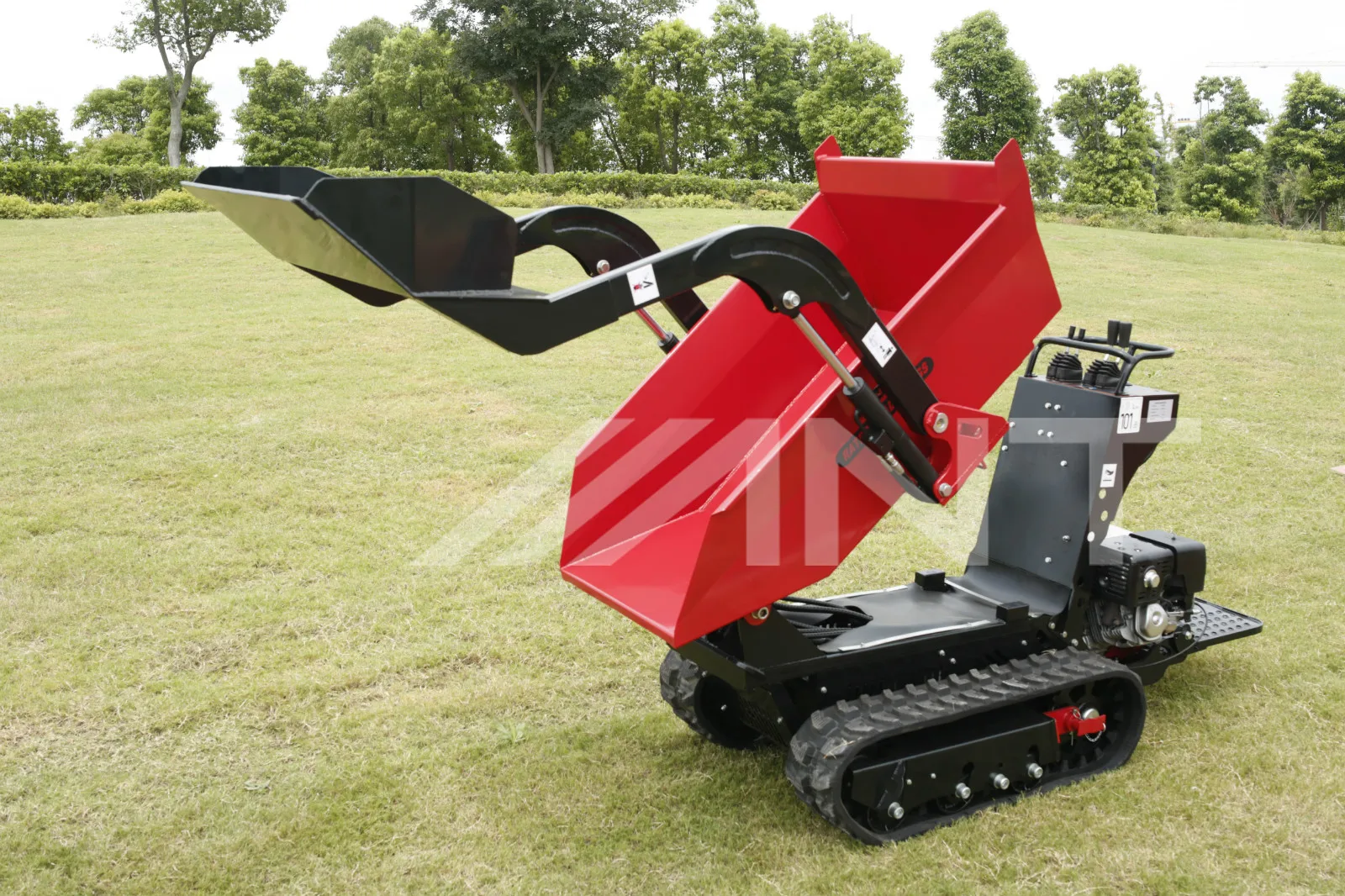 Multifunctional Crawler Mini Dumper Truck 500kg 800kg Engine Powered ...